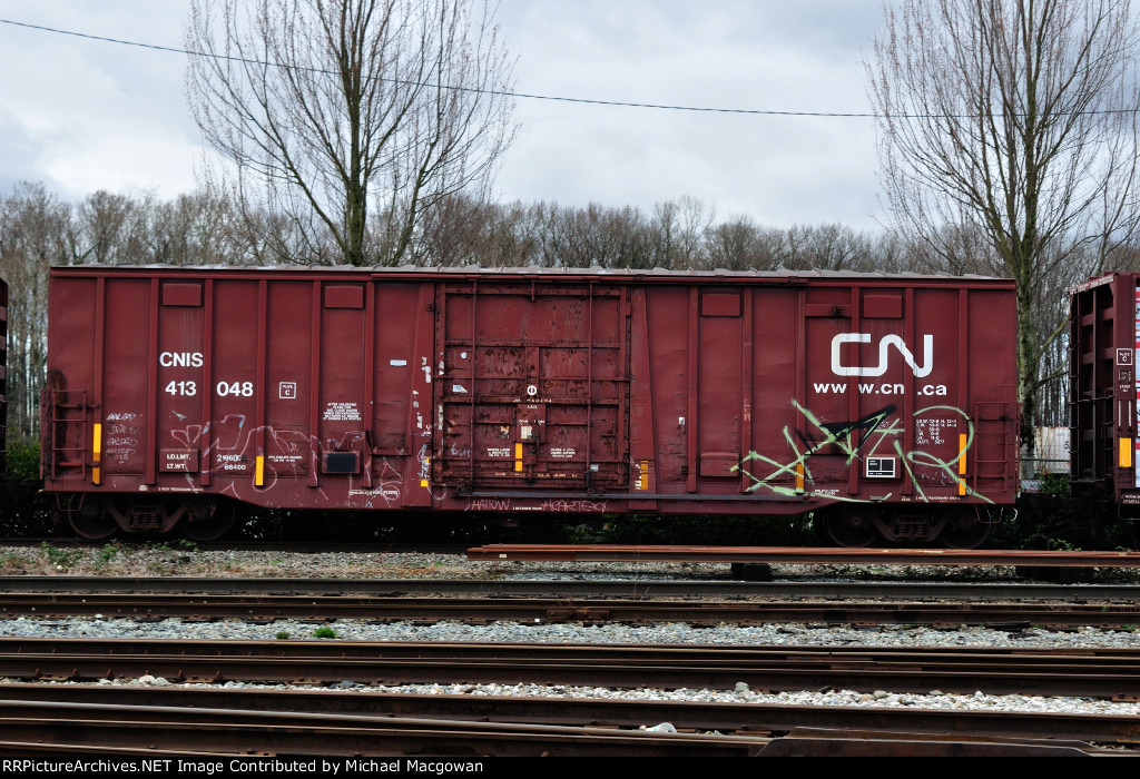 CNIS 413048 50-6 ft Single Door Boxcar (side B)